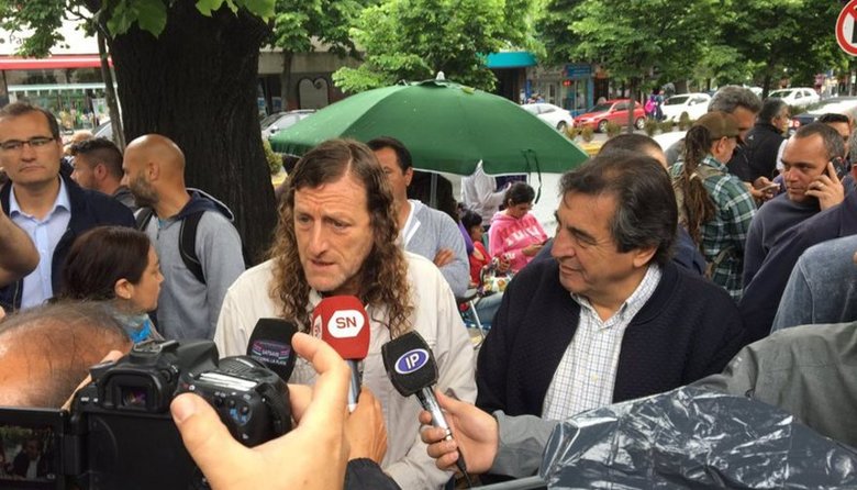 “Vamos a seguir luchando por la cuestión de fondo”, aseguró el titular ...