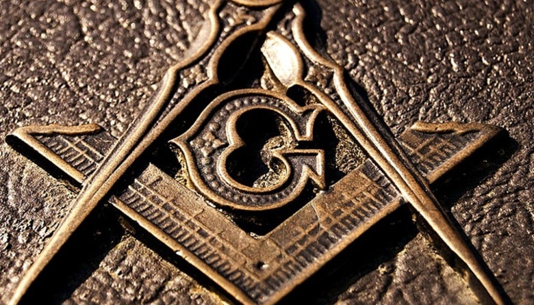 Realizarán otra visita guiada para conocer el Cementerio Municipal y la ...