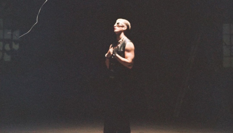 Fabro, el artista que comenzó a sacar sus primeras canciones en ...