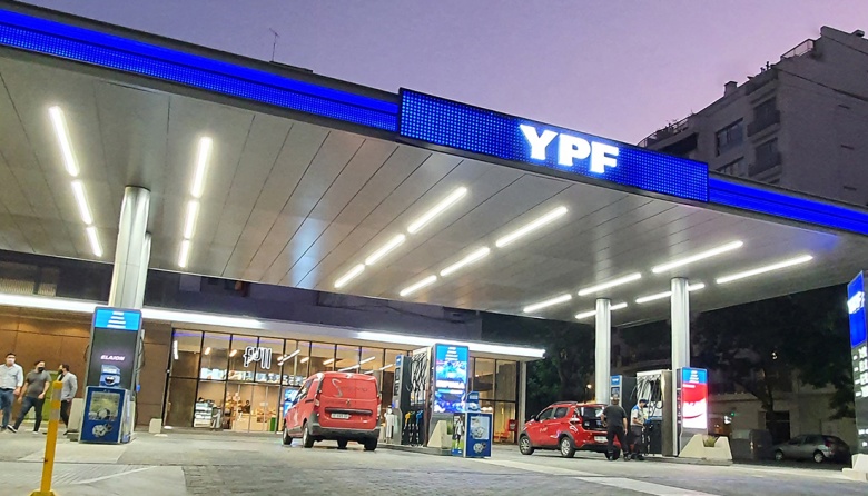 YPF y Axion se sumaron a Shell y también aumentaron el precio de sus naftas - Info Blanco Sobre ...