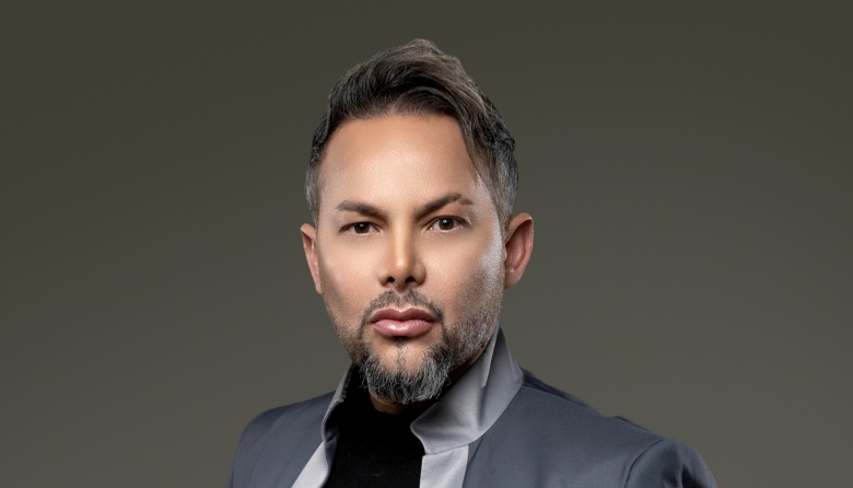 El Dr. Marcos Petro, pionero en Cirugía Plástica Facial y Corporal para Turismo Médico en ...