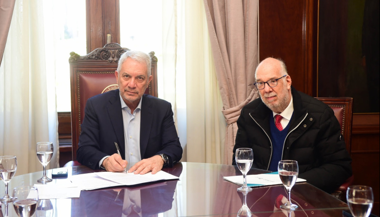 Médicos graduados en la Universidad Nacional de La Plata trabajarán en ...